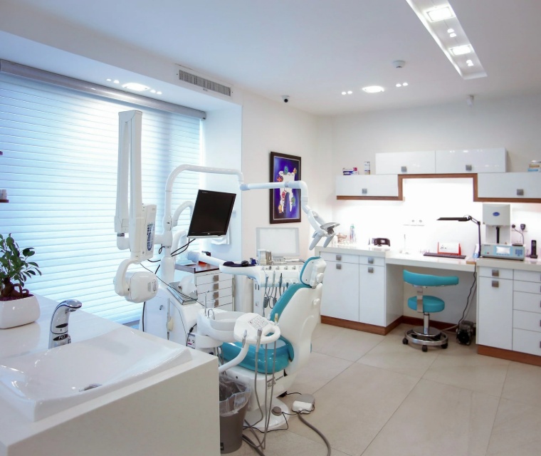 Trusted Dental & Orthodontics in Hawthorne, CA | Family & Cosmetic Dentist
